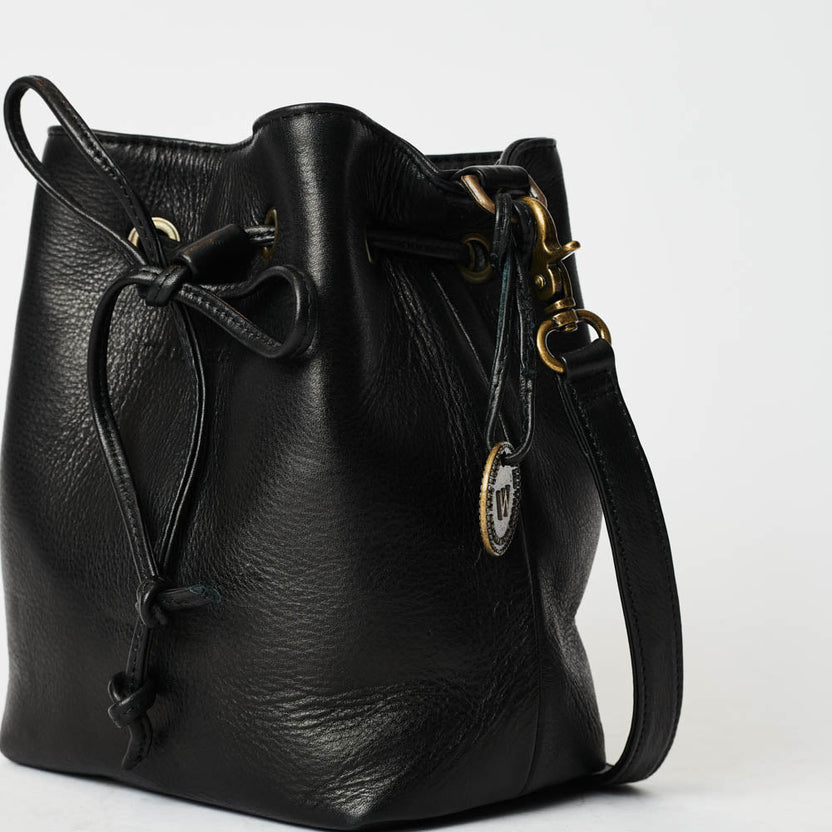 The Burleigh Bucket Bag – The Wanderers Travel Co. US