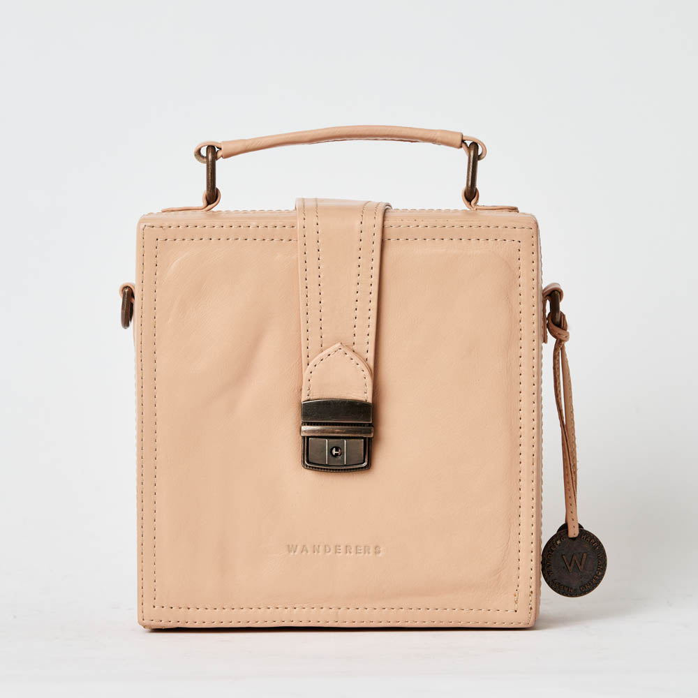 Alessandra Handbag – The Wanderers Travel Co. US